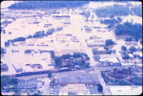 131404 1 Photo Tif Jackson Flood 1979 Photographs